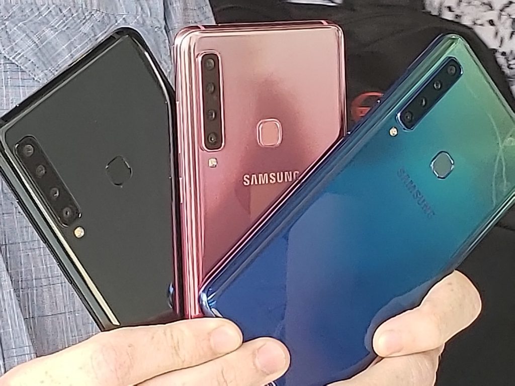 Samsung lança smartphone Galaxy A9 com quatro câmeras traseiras ... Samsung lança smartphone Galaxy A9 com quatro câmeras traseiras ...